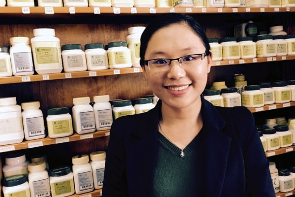 Dr. Ruby Hou, Doctor of Chinese medicine acupuncture Ringwood